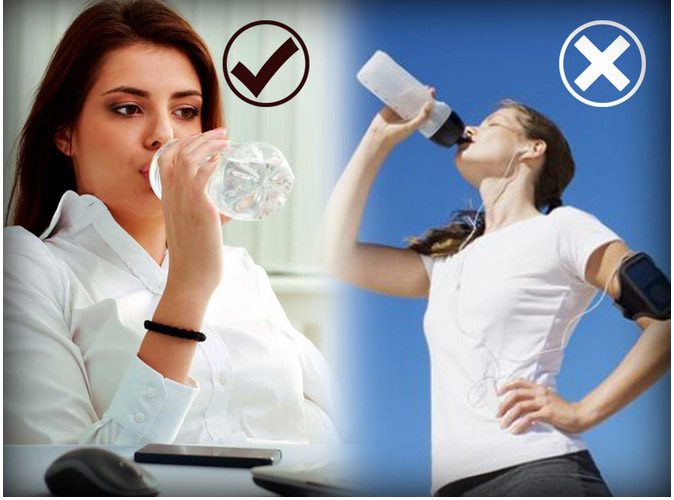 कहीं आप भी तो पानी पीते हुए नही करते ये गलती - Agniban