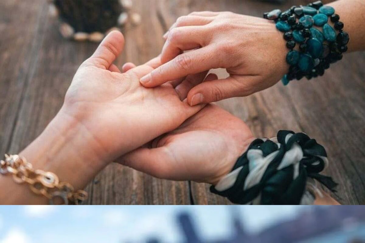 The lines of the hand tell the future know in which field you will get ...