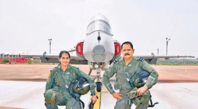Air Force fighter pilot father daughter created history both flew ...