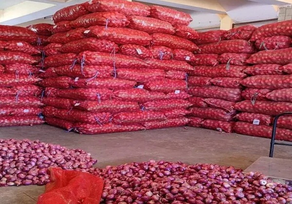 Government allows export of 4,750 tonnes of onion to Bhutan, Bahrain and Mauritius | सरकार ने ...
