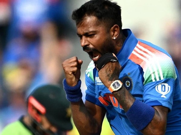 IND vs PAK: Hardik Pandya played the match wearing a watch worth 7 crores, know the specialty of ...